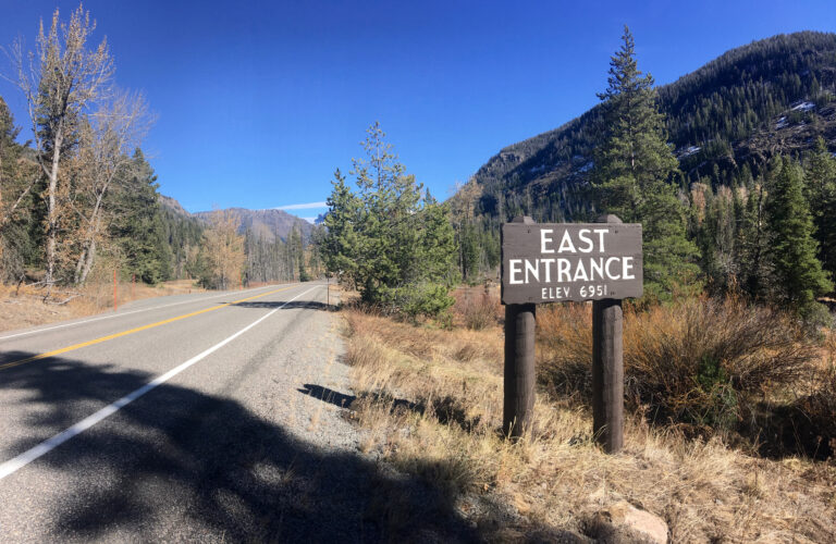 Unlocking Yellowstone: A Comprehensive Guide to Park Entrances - THE ...